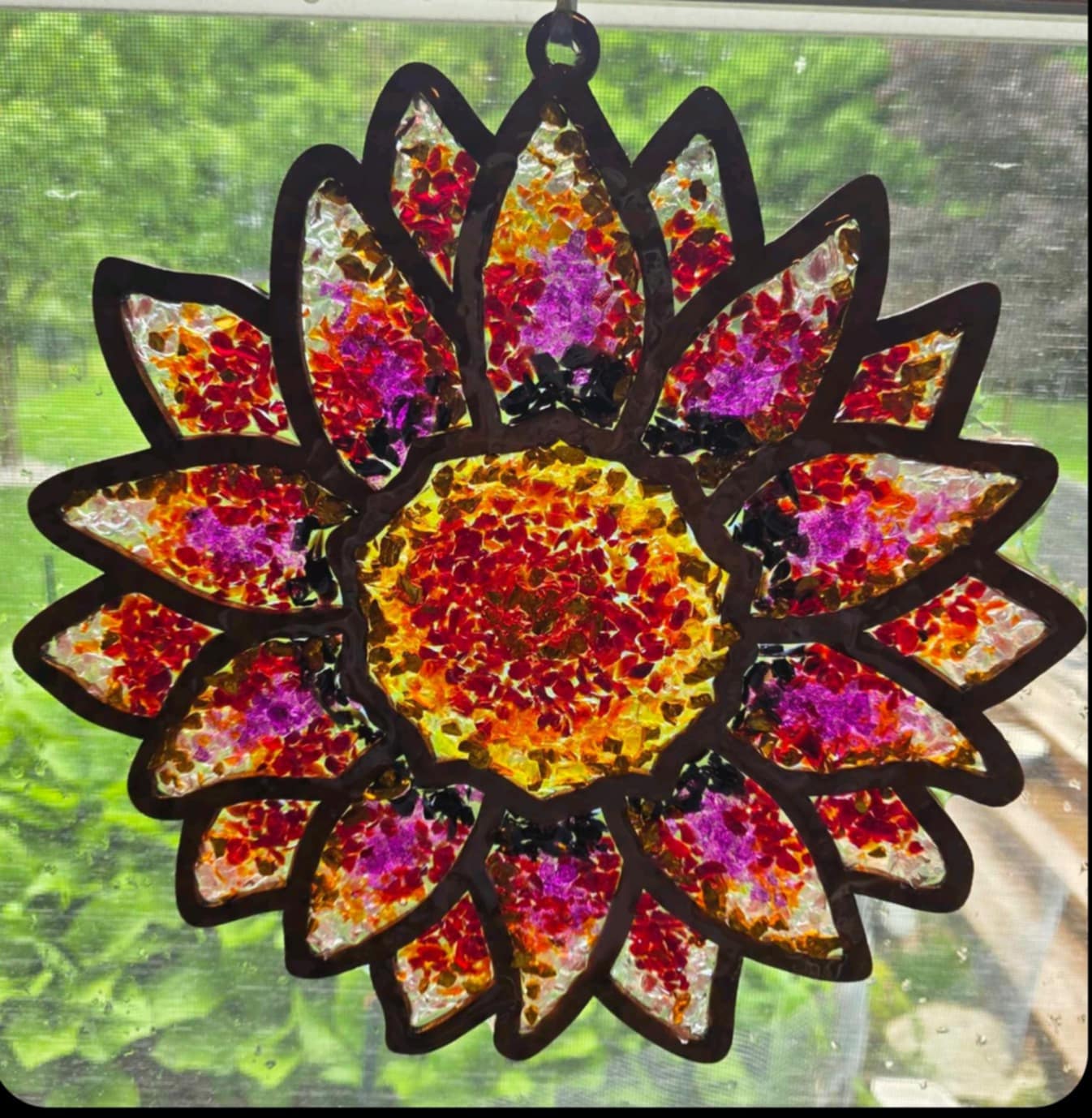 Ruby Sunflower Suncatcher Art Kit – Erie Crushed Glass & Resin Art Kits