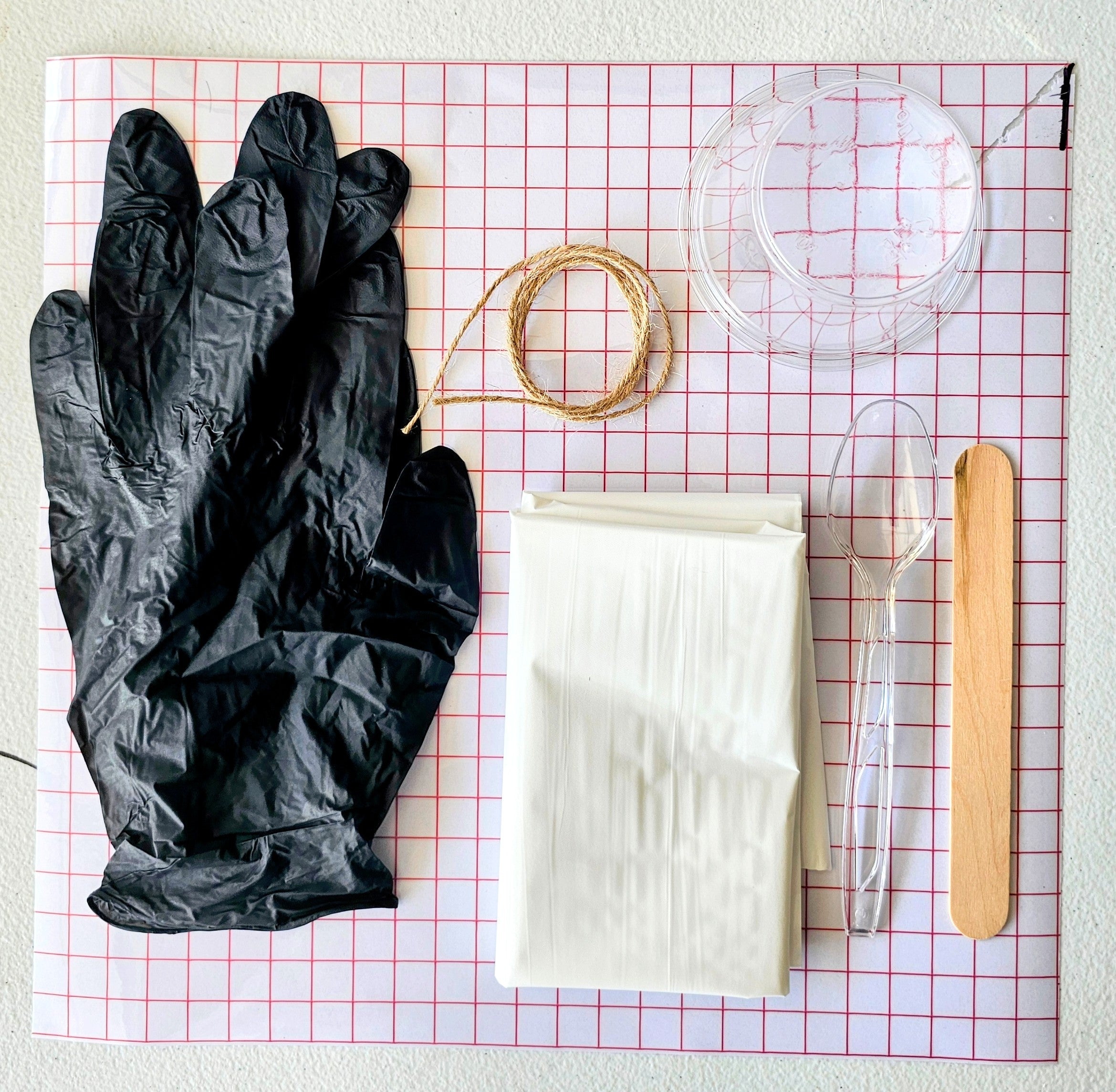 Crafting Misc – Erie Crushed Glass & Resin Art Kits